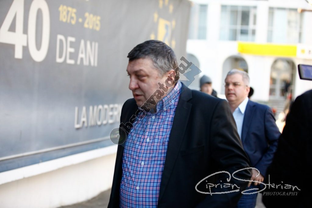 Teodor Atanasiu și Ion Vasile la discuții cu liberalii pentru preluarea ...